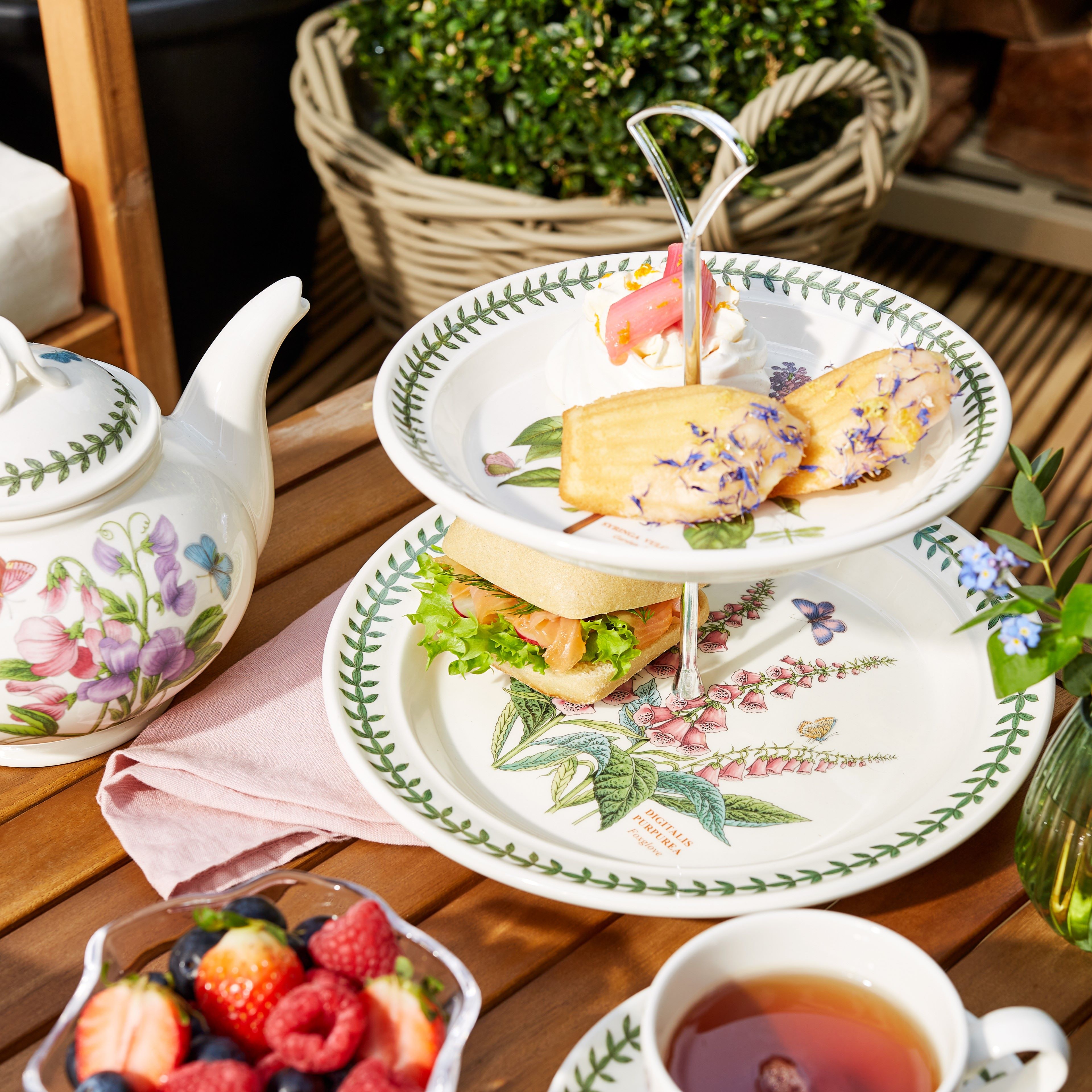 Botanic Garden 2 Tiered Cake Stand |Portmeirion